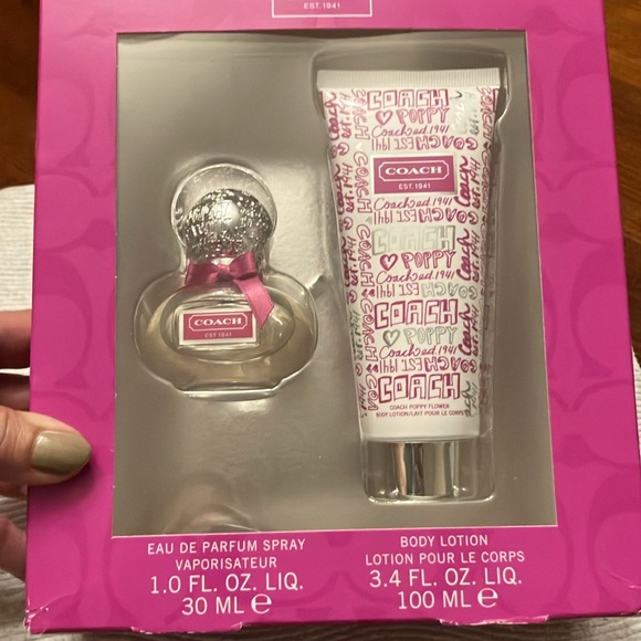 Coach | Skincare | Coach Wildflower Poppy Spray Lotion Set Brand New In ...